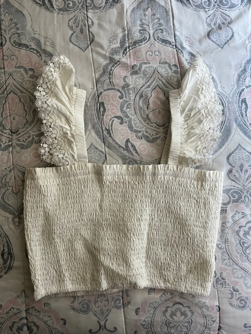 Pink Lily | Tops | Nwot Pink Lily Sweet Talk White Flutter Shoulder ...